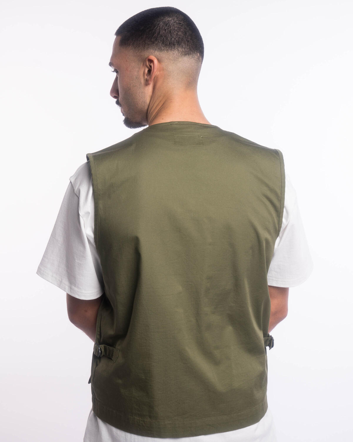 Universal Works PHOTOGRAPHERS GILET | 28160-OLV | AFEW STORE
